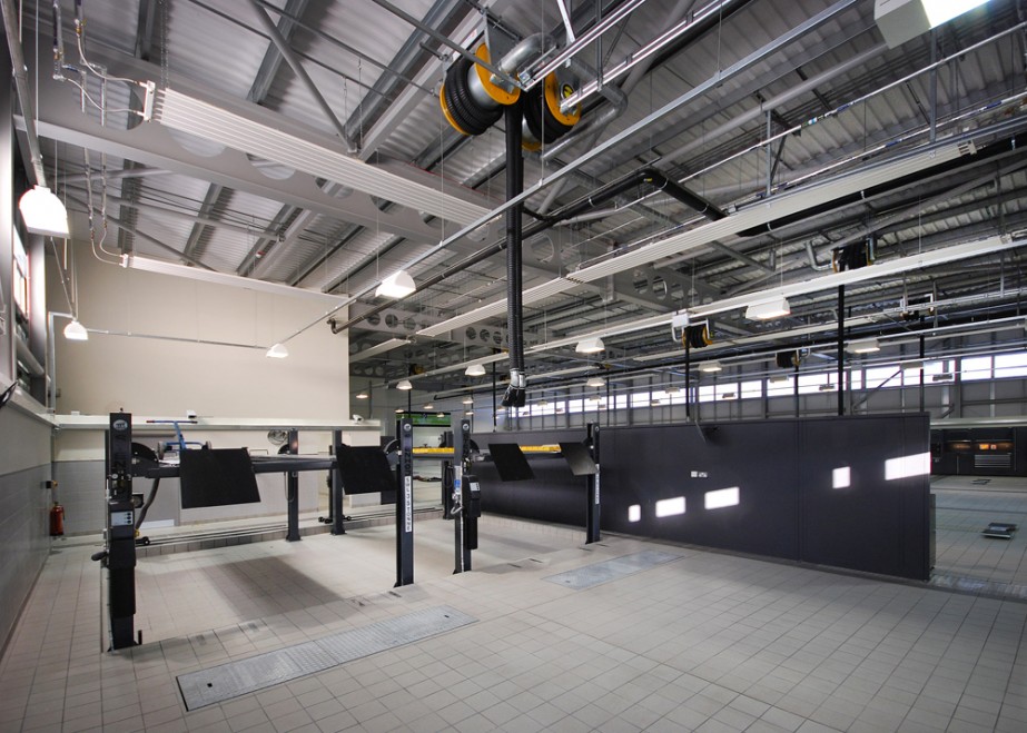 Jemca Toyota | Lyndon Douglas Architectural Photography, Architectural ...